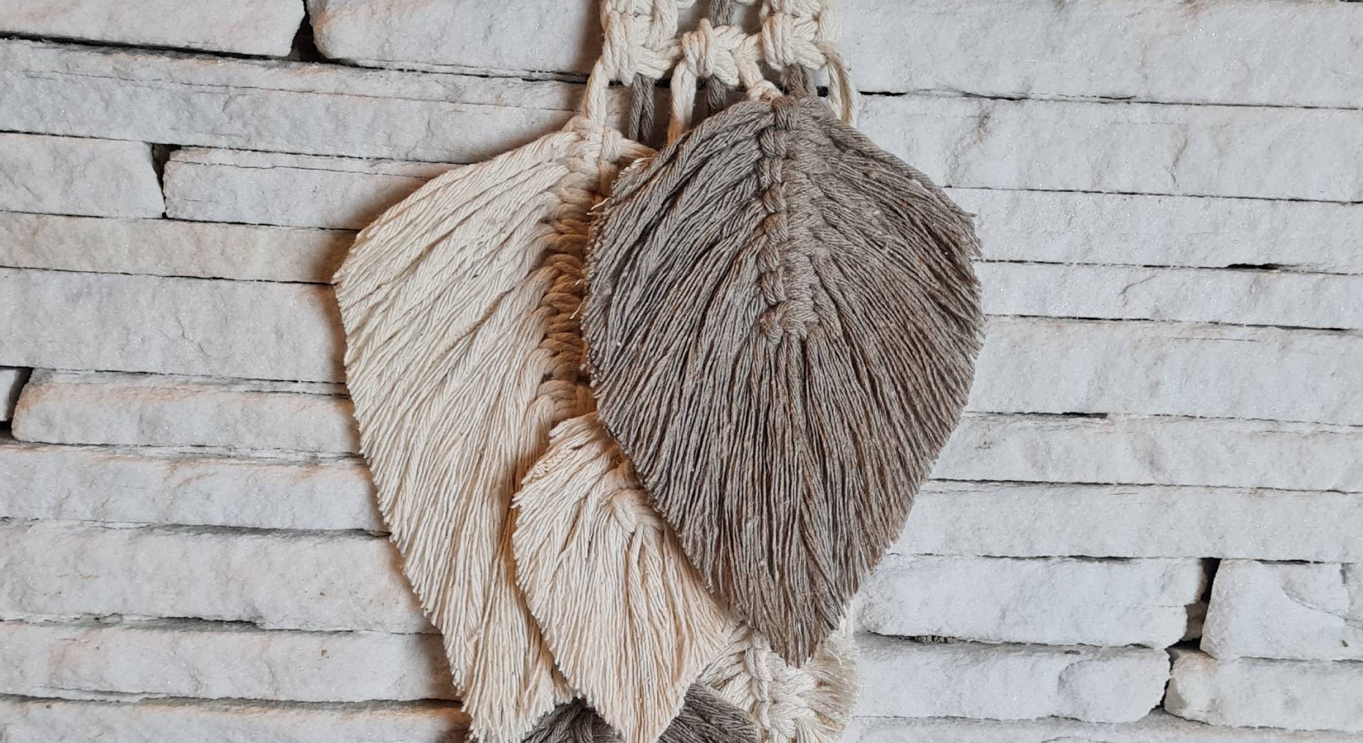 DIY: Como criar um Arranjo de Folhas Macramê - Le Bianco